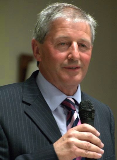 Old Bostonian Blog: Nigel Wainwright to retire