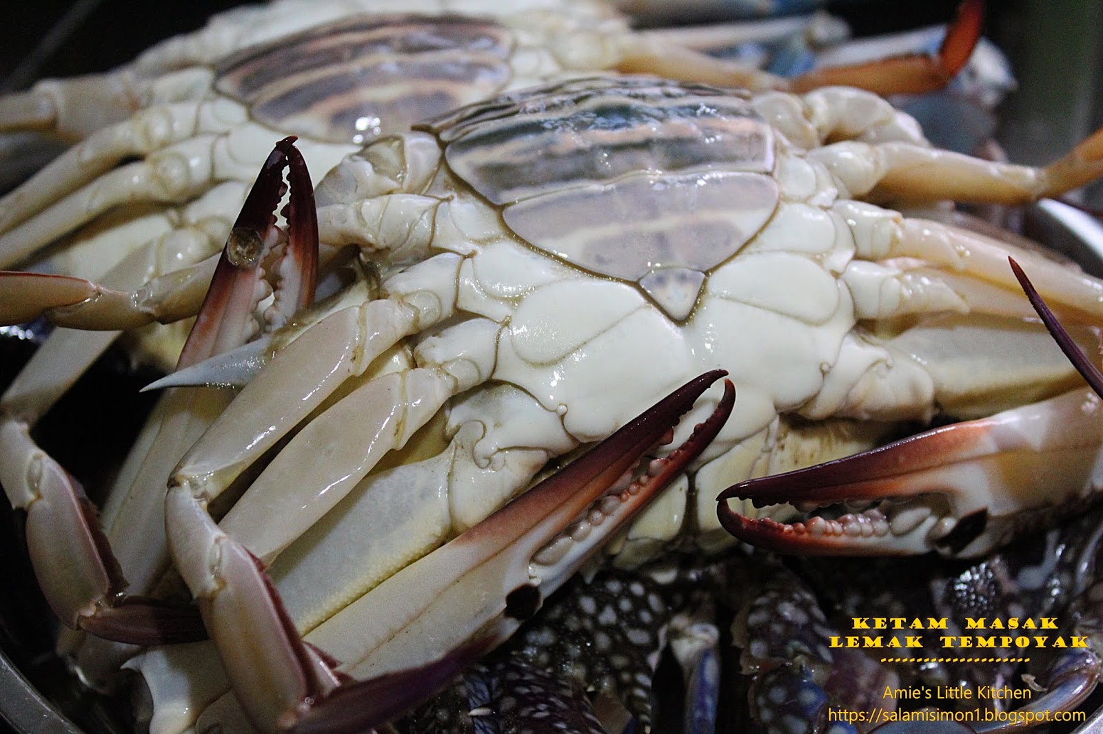 Ketam Masak Lemak Tempoyak - Amie's Little Kitchen