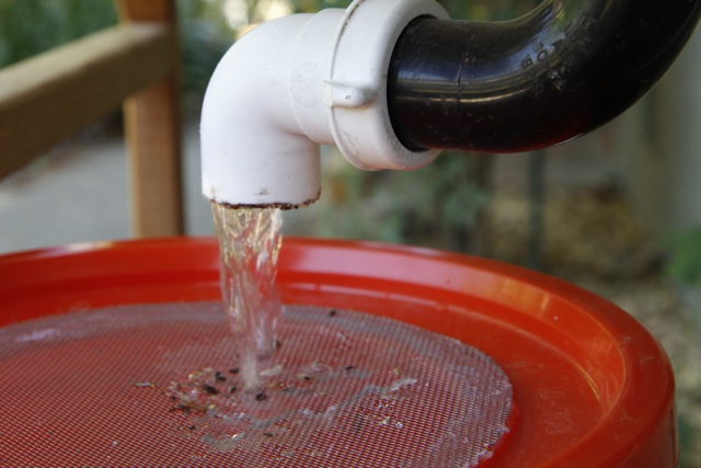 Banyan's End: DIY Outdoor Sink: Rinse Veggies, Save Water