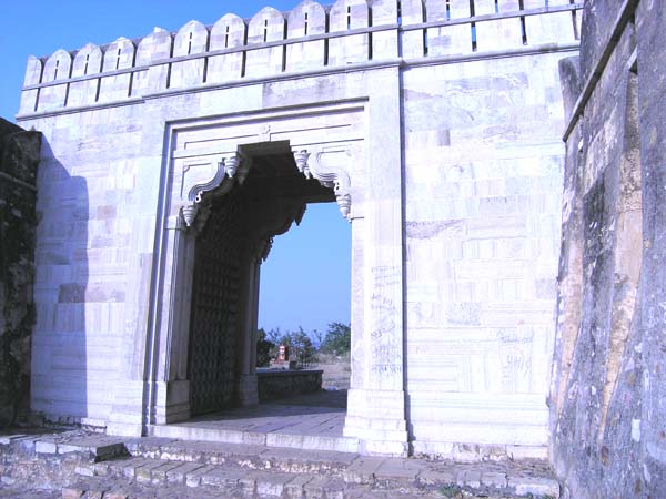 Discovering Mughal, Rajput & Mauryan History: Mughal Record of Jauhar ...