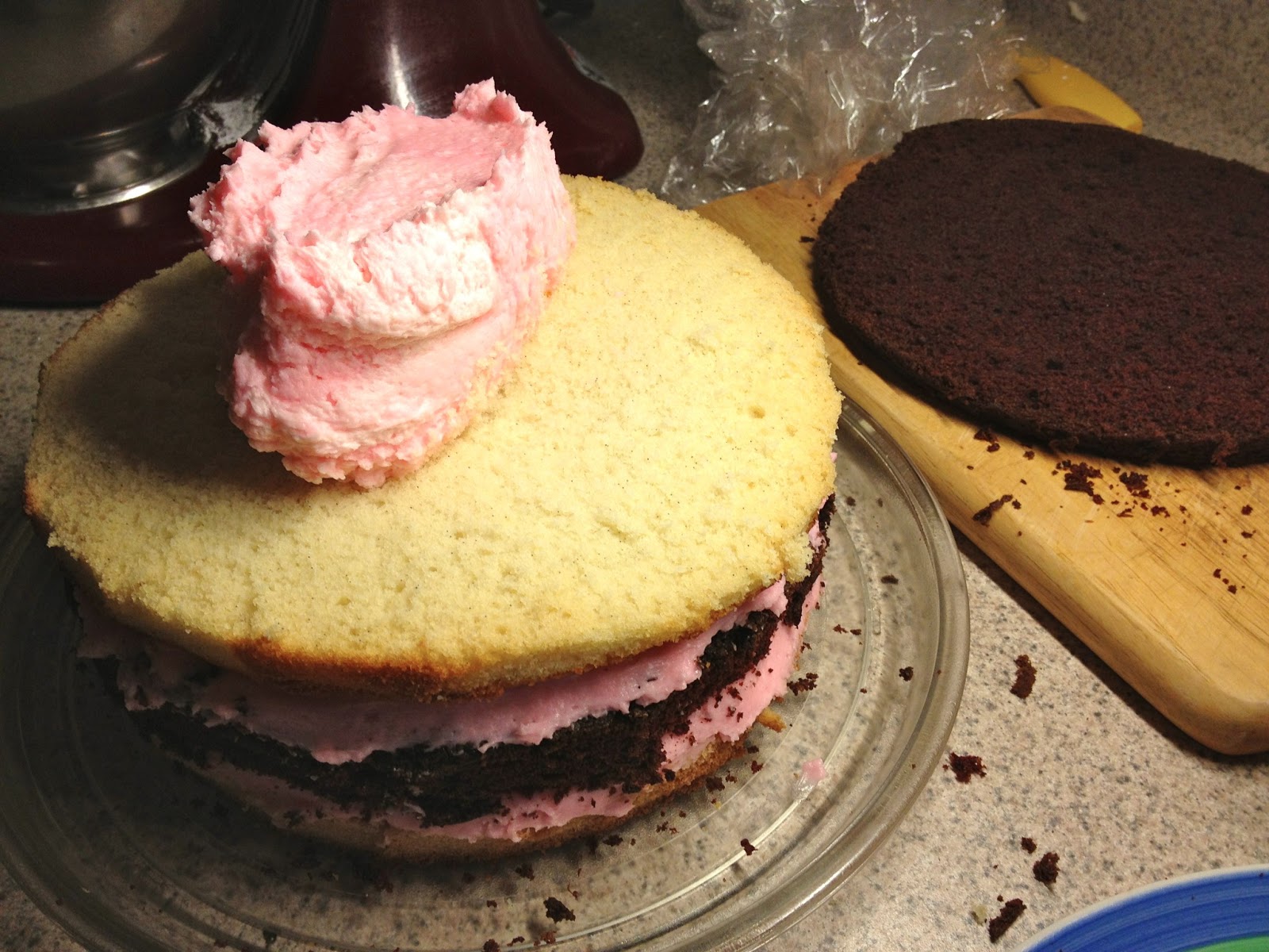Lovin' My Oven: A Blog of Cooking and Reading: Day Off Cake!