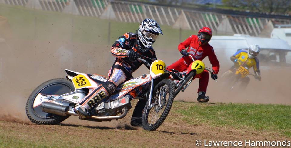 BANTER’S GUIDE TO GRASSTRACK’S SPEEDWAY SUPERSTARS: BANTER’S GUIDE TO ...