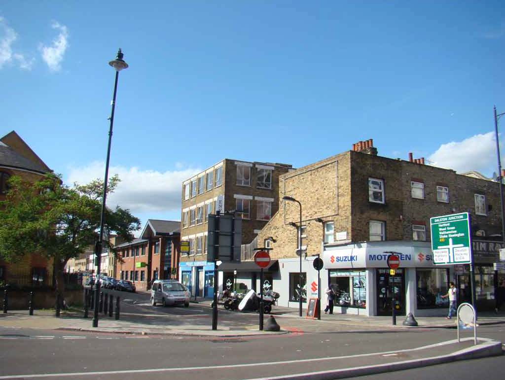 OPEN Dalston: Crossrail2