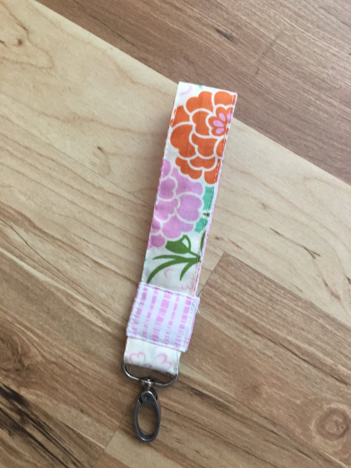 Out of the Right Brain: Easy Key Fob Tutorial