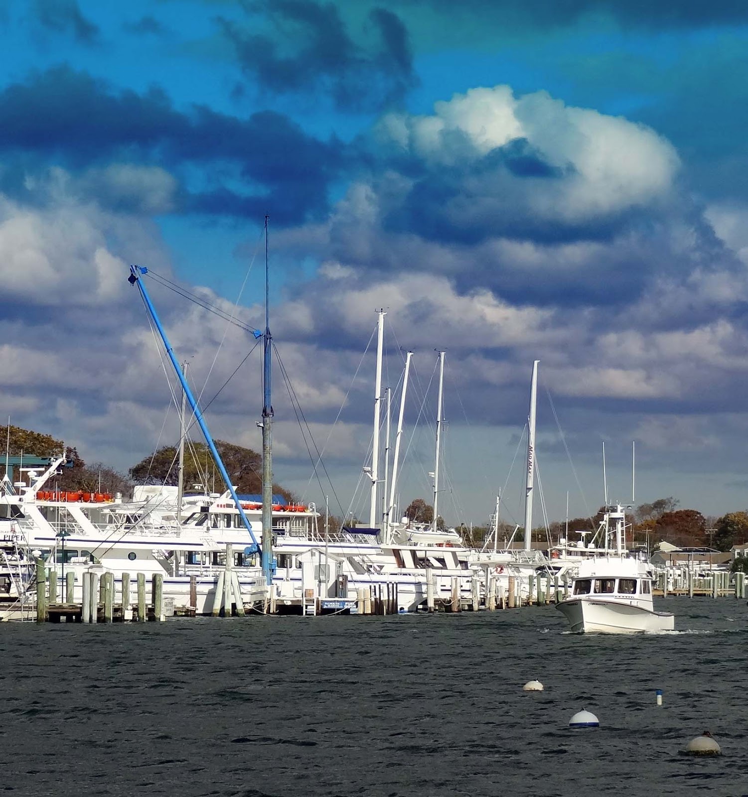 Joe's Retirement Blog: Downtown and the Harbor, Falmouth, Massachusetts ...