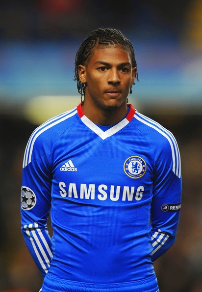 Van Aanholt Leaves For Sunderland | CHELSDAFT Fans Blog