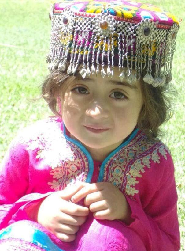 Pictures Folder of Gilgit Baltistan : cute Baby of Gilgit Baltistan
