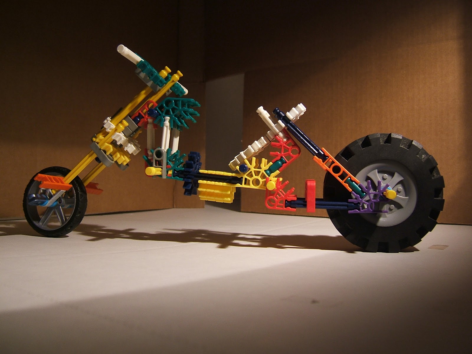 Bionicfusion: Bionicle K'Nex chopper