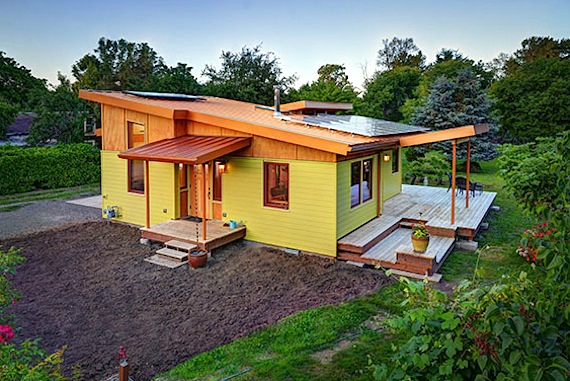 River Road Small House Designed by Nir Pearlson | House Architecture ...