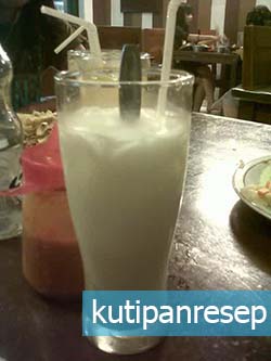 Es Susu Soda Putih Original | Kutipan Resep Masakan