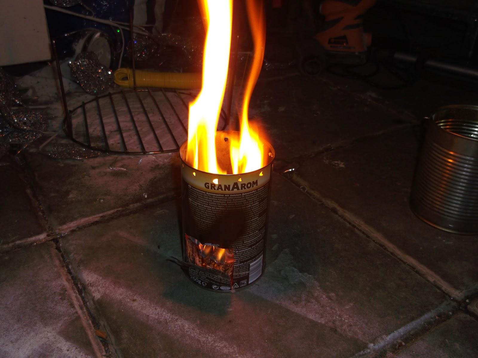 A Hermit's Diary: Hobo Tin Can Cooking set tested