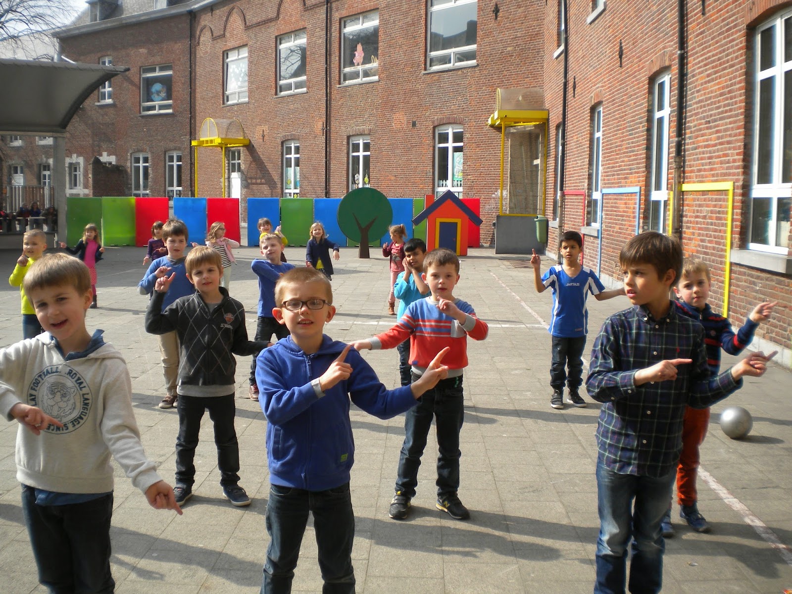 Eerste leerjaar Heilig Hart Sint-Trudo: Schoolfeest in de maak!