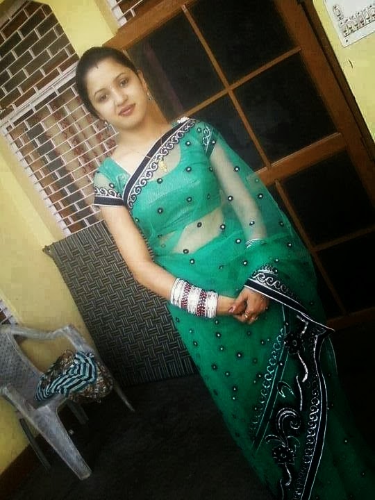 Desi Hot Aunties In Bedroom All Actress Pictures Gallery Hot And