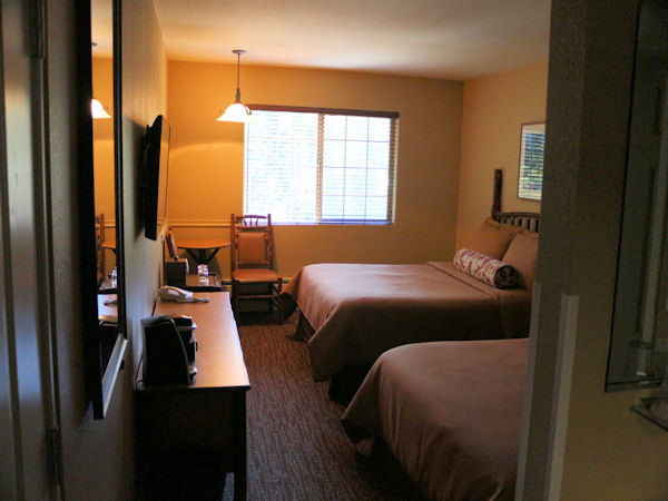 Historic Hotels & Lodges: Grant Grove Village - Page 5