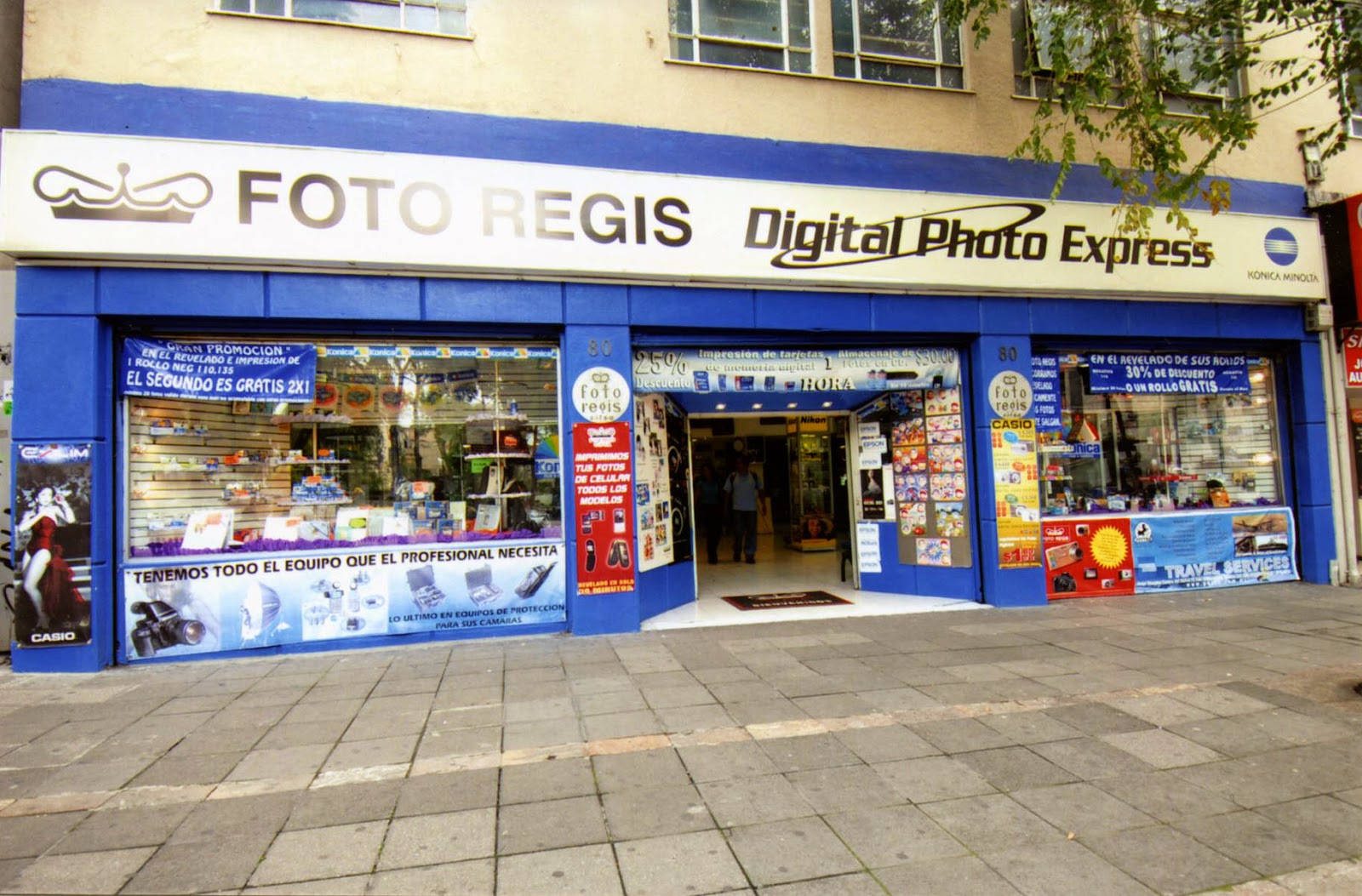 Foto Regis: Nuestra Historia