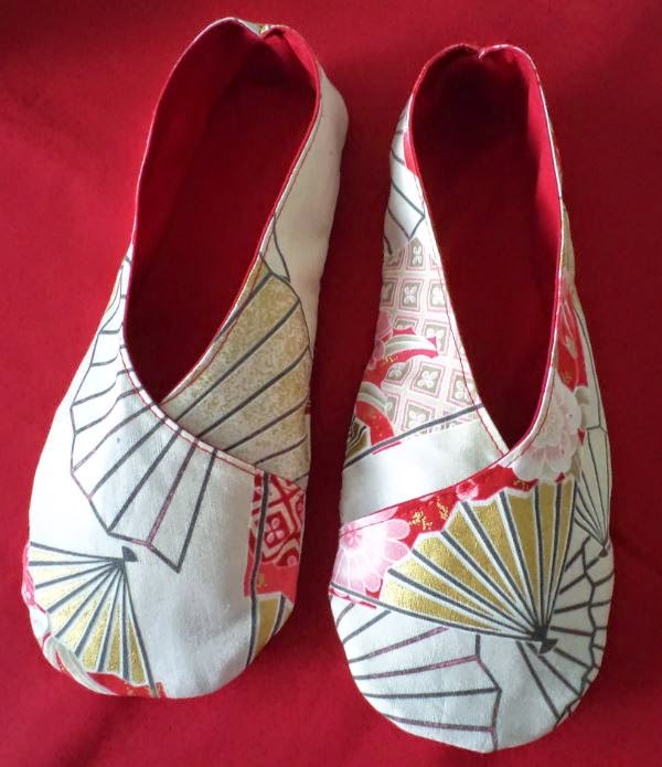 eSheep Designs: His and Hers Robert Kaufman Inspired Kimono Slippers