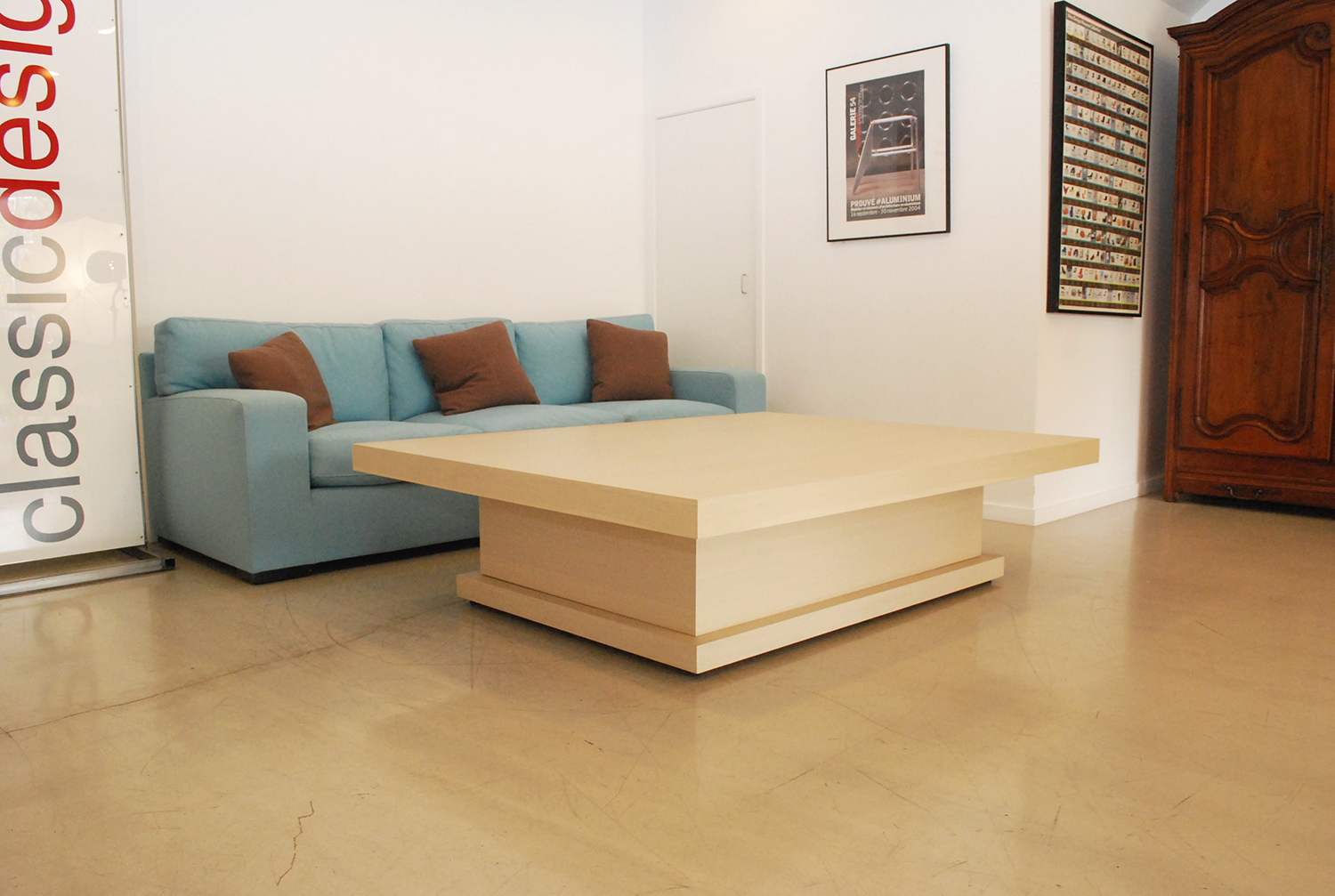 classic design: Custom Adjusting Table