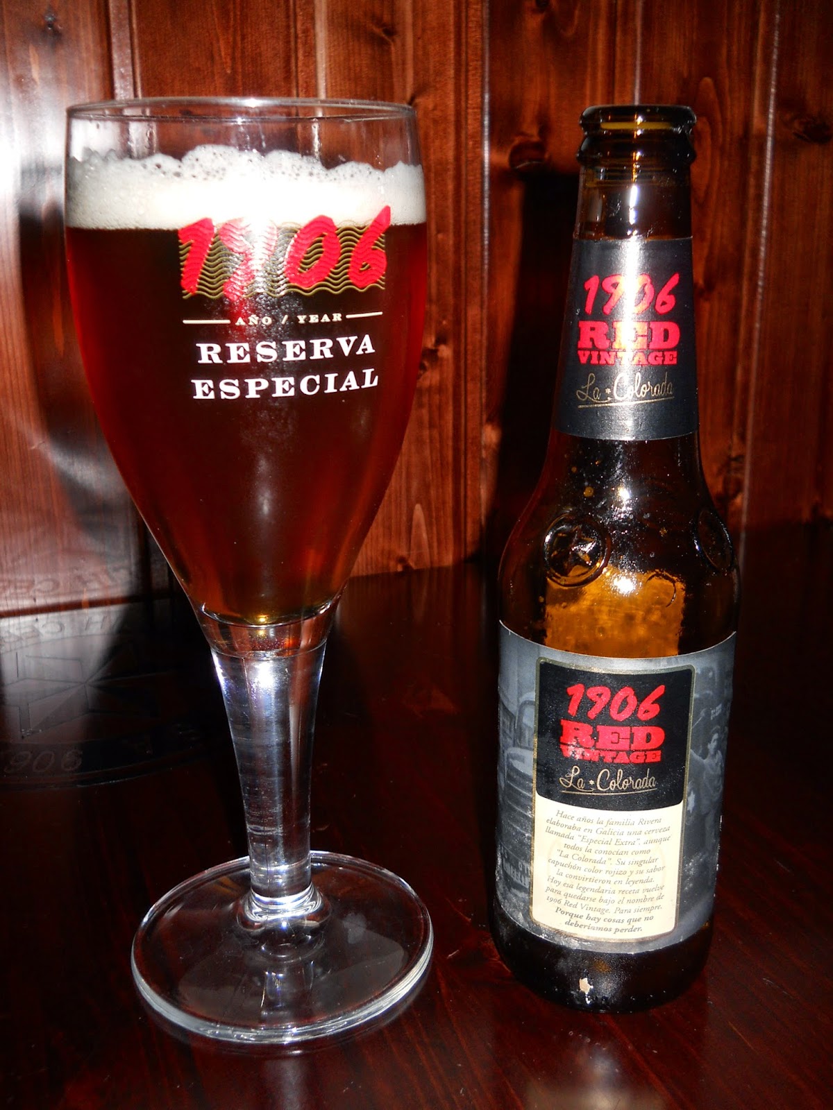 Bebercio: 1906 Red Vintage