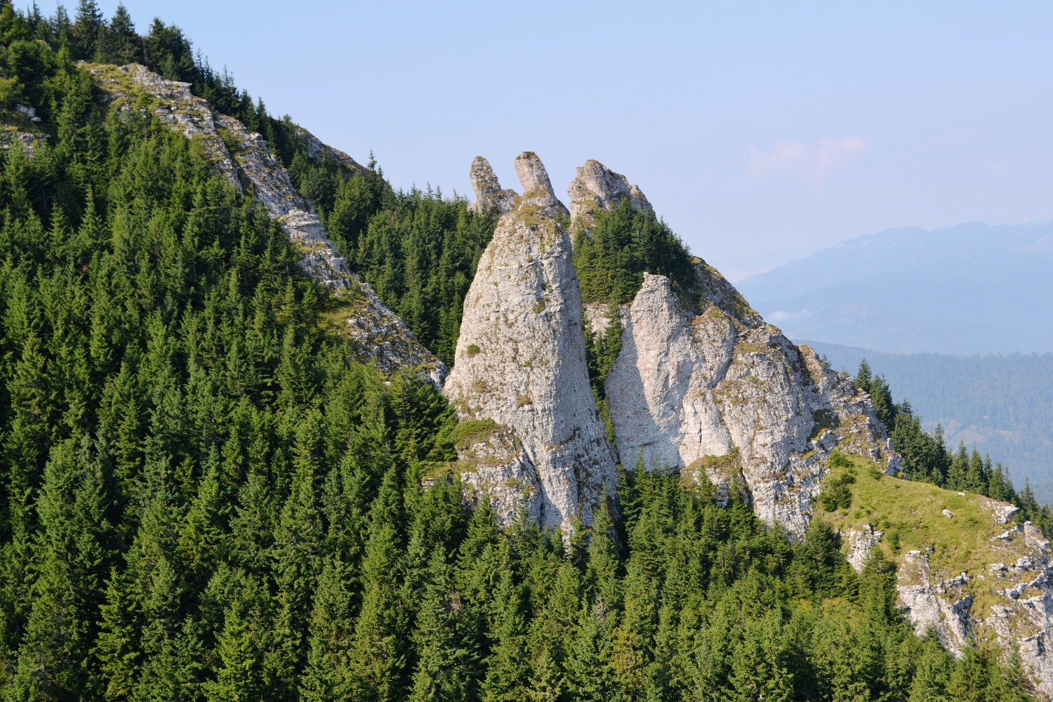 Zharah ~ Photos: ROMANIA: Ceahlău Mountains - Vârful Toaca (Toaca Peak ...