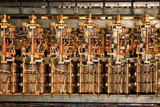 Step-by-step telephone switching mechanism - ViduWeb