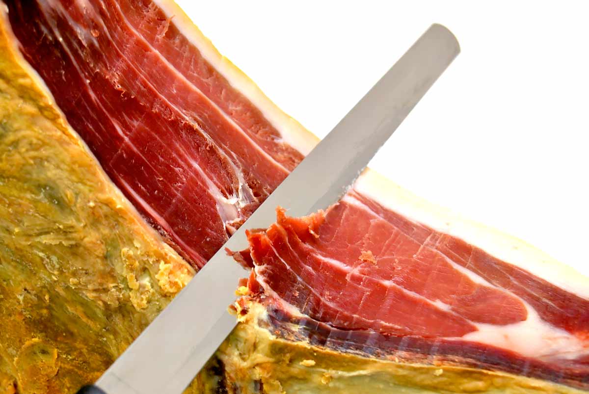 DEHESA & ARTESANOS CARNICEROS: CONSEJOS PARA EL CORTE DE JAMÓN