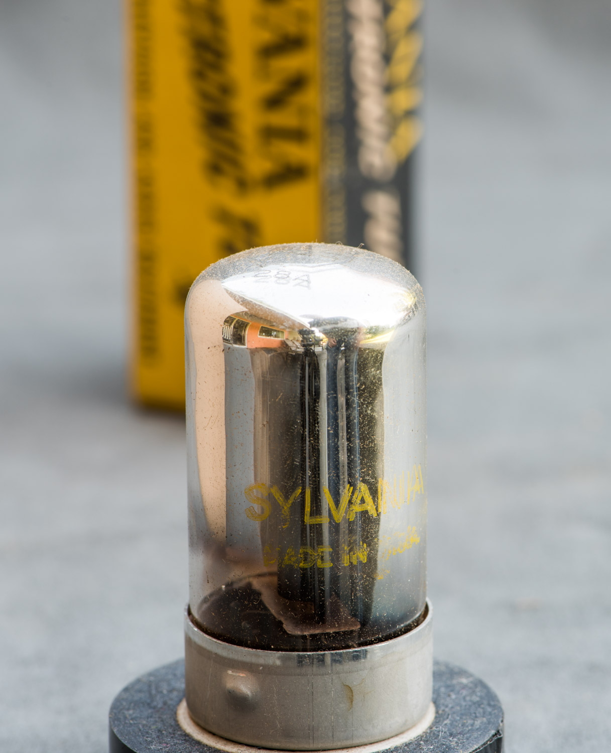 VinylSavor: Tube of the Month : The 7A4