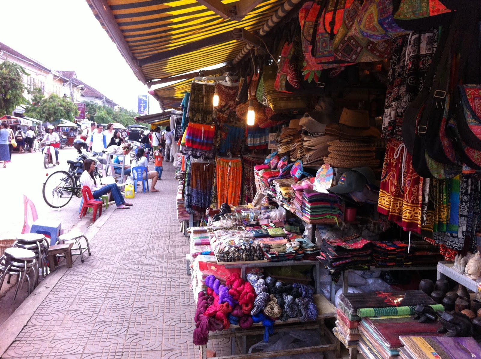 Siem Reap Temple: OLD MARKET SIEM REAP