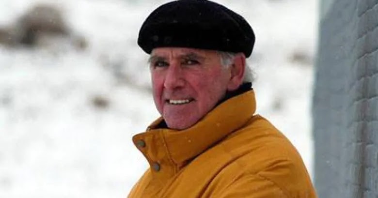 The Beret Project: Terry Ryan a.k.a. 'Man Who Sketches on Paper'