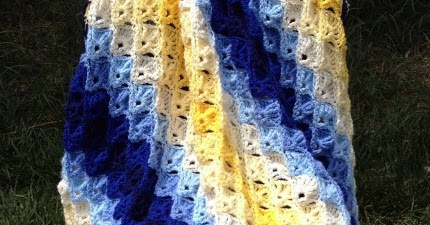 Beautiful Skills - Crochet Knitting Quilting : Twilight Shells Throw ...
