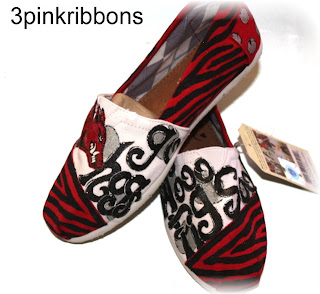 3pinkribbons: Fully customized Hand Painted Razorback TOMS