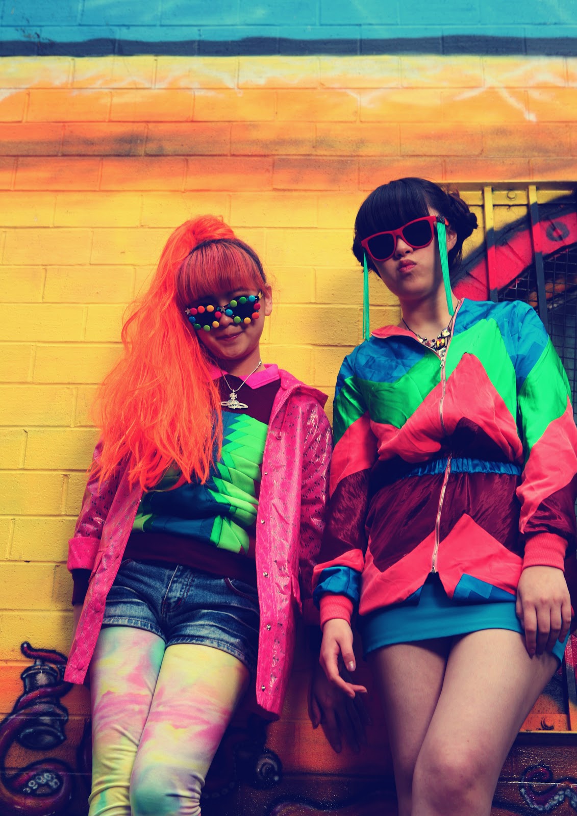 BETWEEN CALM AND PASSION: College work 'New rave' style