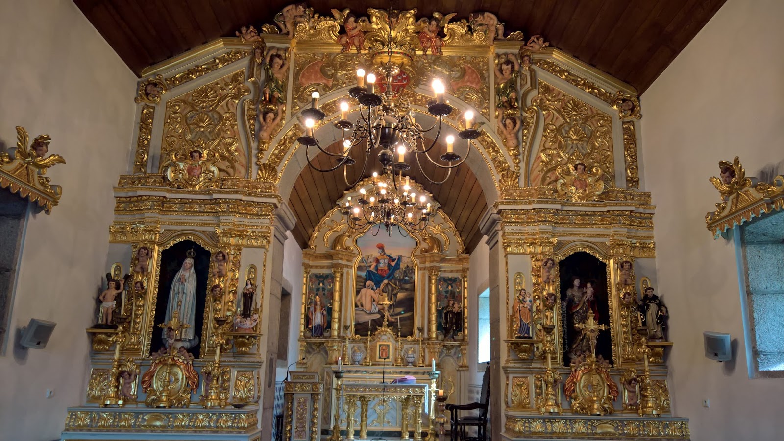 Vitae Fratrum Ordinis Praedicatorum: Altar Dominicano em São Martinho ...