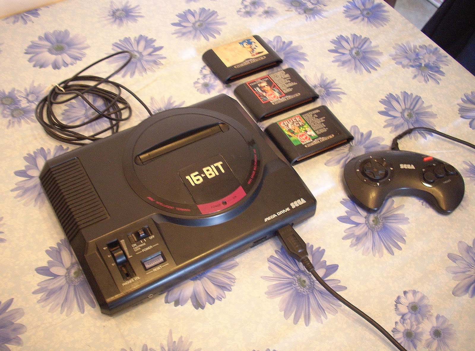 My RetroTechnology: Sega Mega Drive japan version (dalla mia collezione)