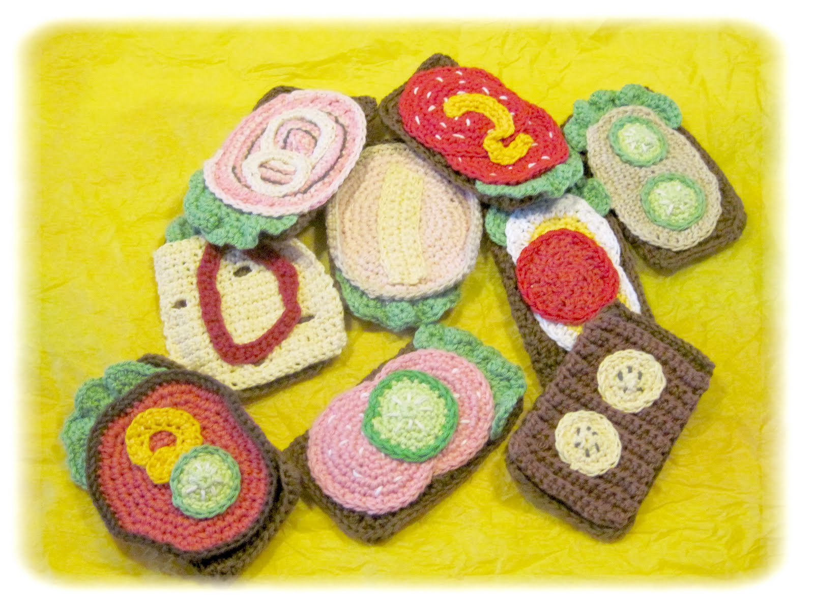 Brilleting: Uhmmmm, en lækker (hæklet) madpakke!!