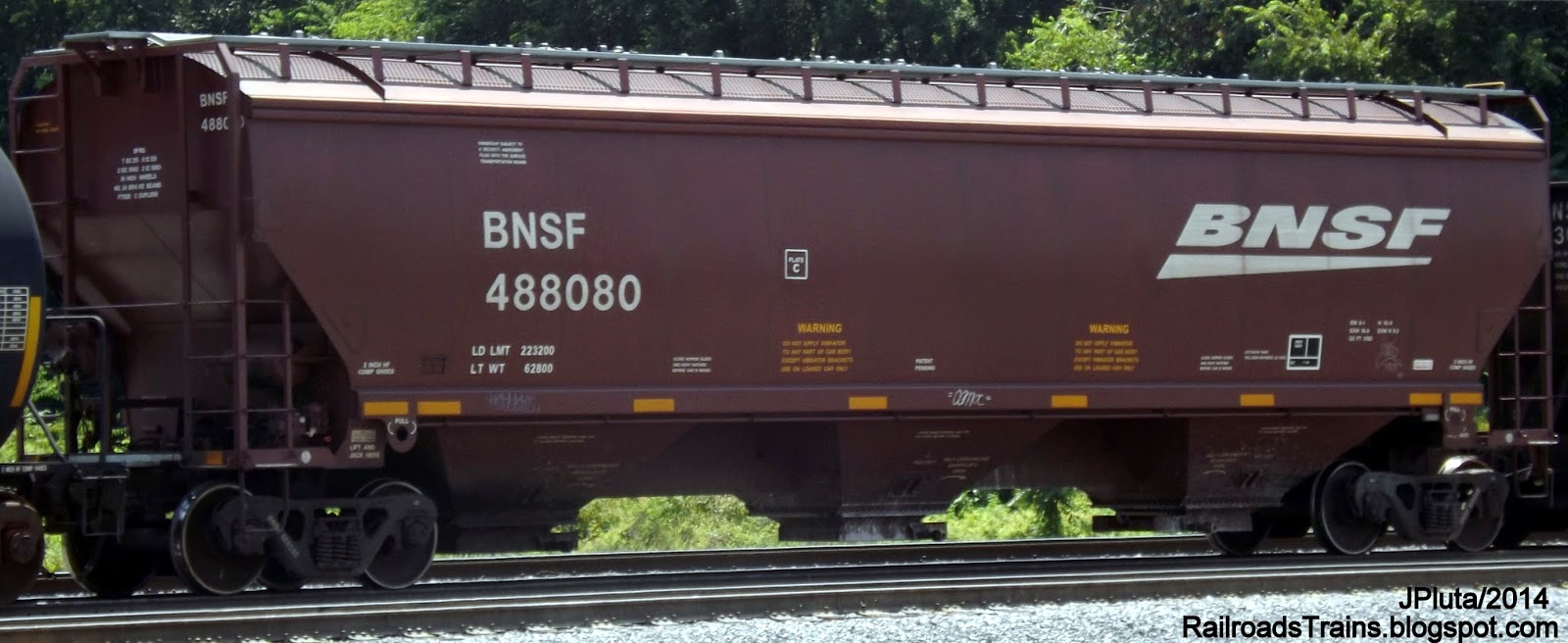 RAILROAD Freight Train Locomotive Engine EMD GE Boxcar BNSF,CSX,FEC ...