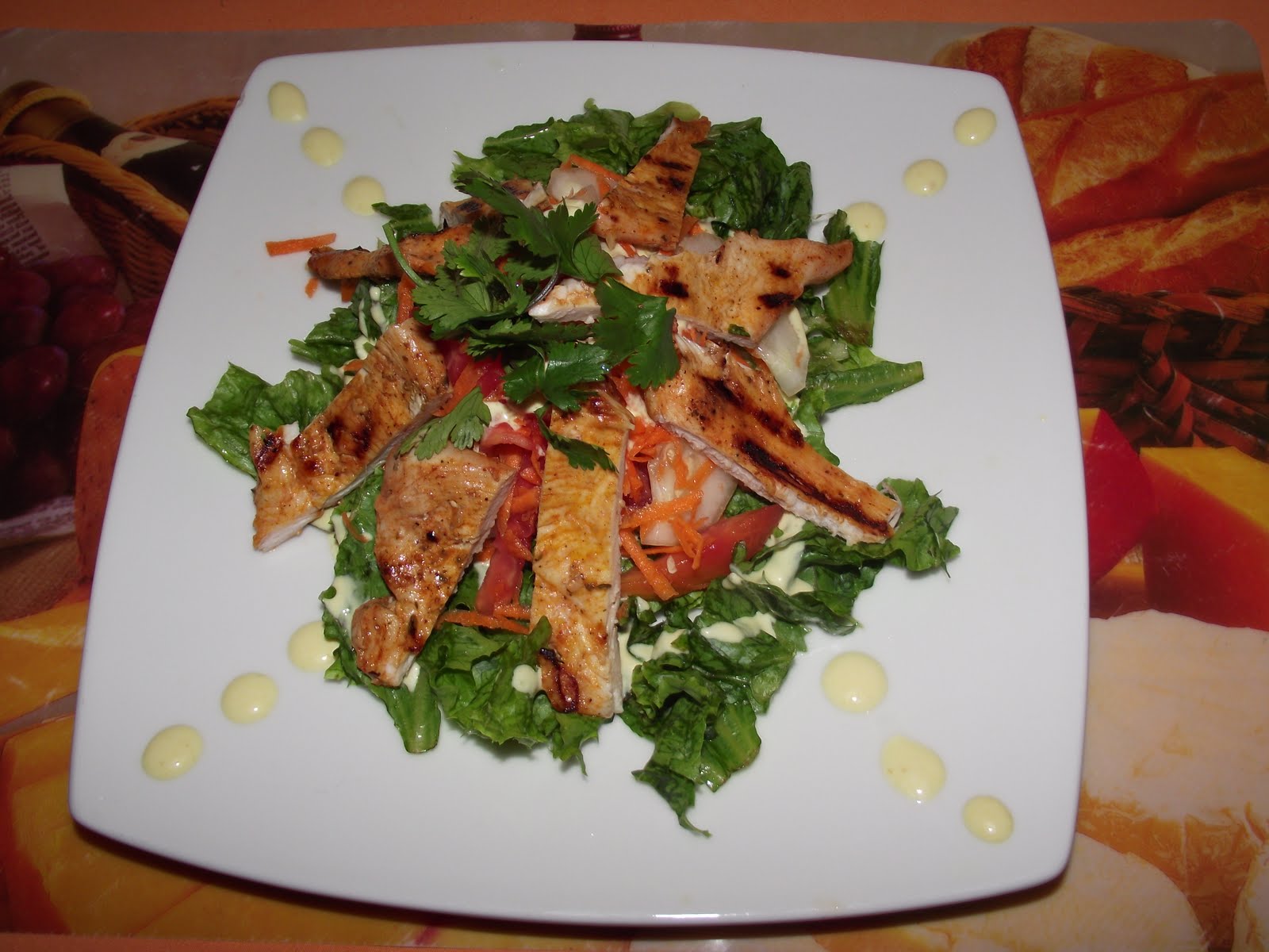 Novedades Paola: Ensalada con Pollo al Grill