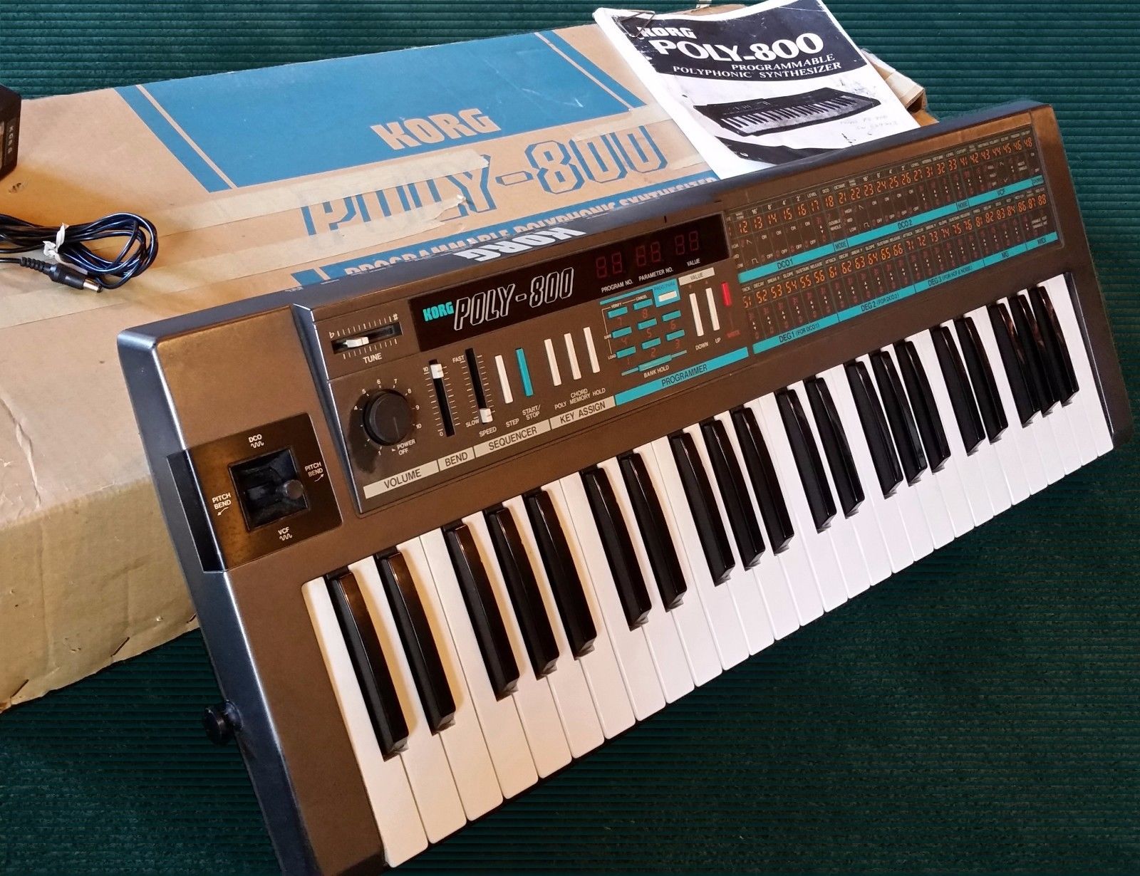 MATRIXSYNTH: Korg Poly 800 Vintage Polyphonic Synthesizer w/ Original ...