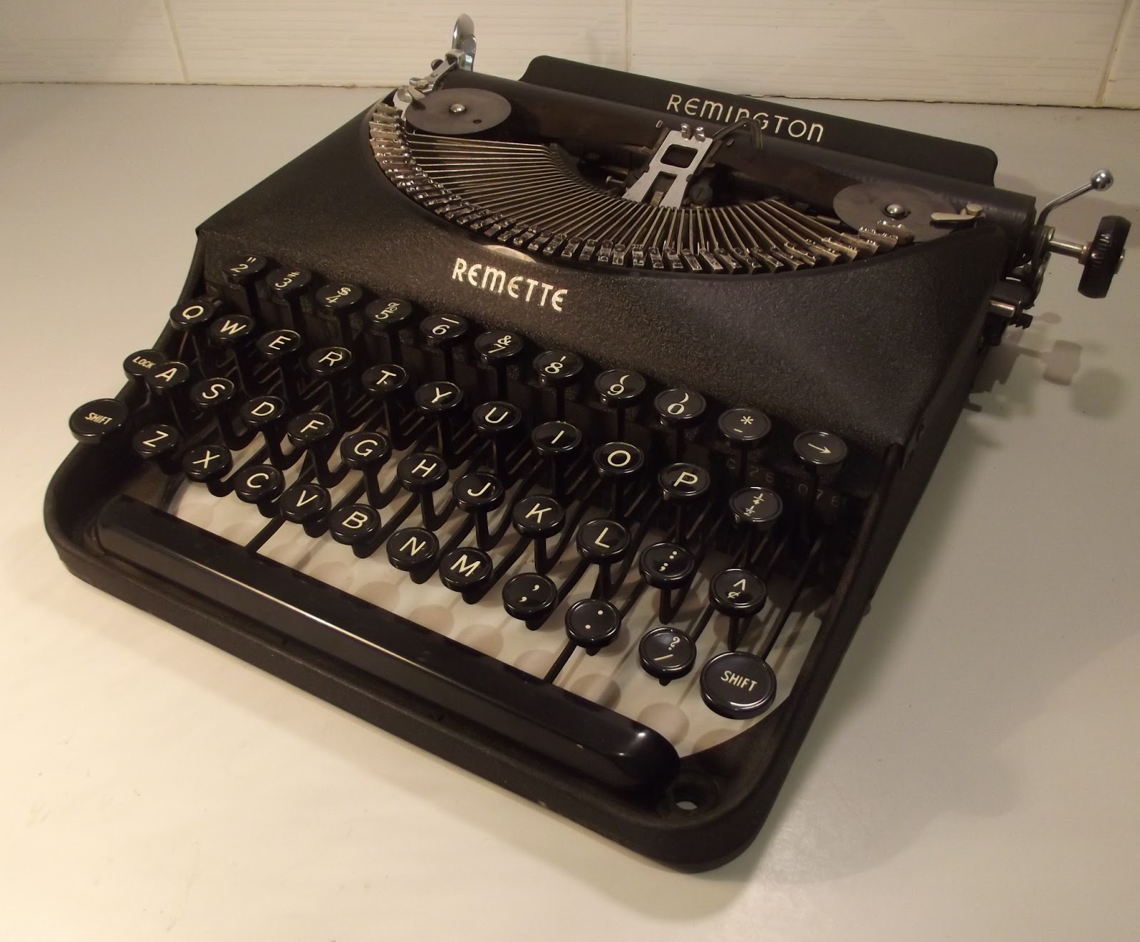 oz.Typewriter: A Magnificent Seven of Typewriters