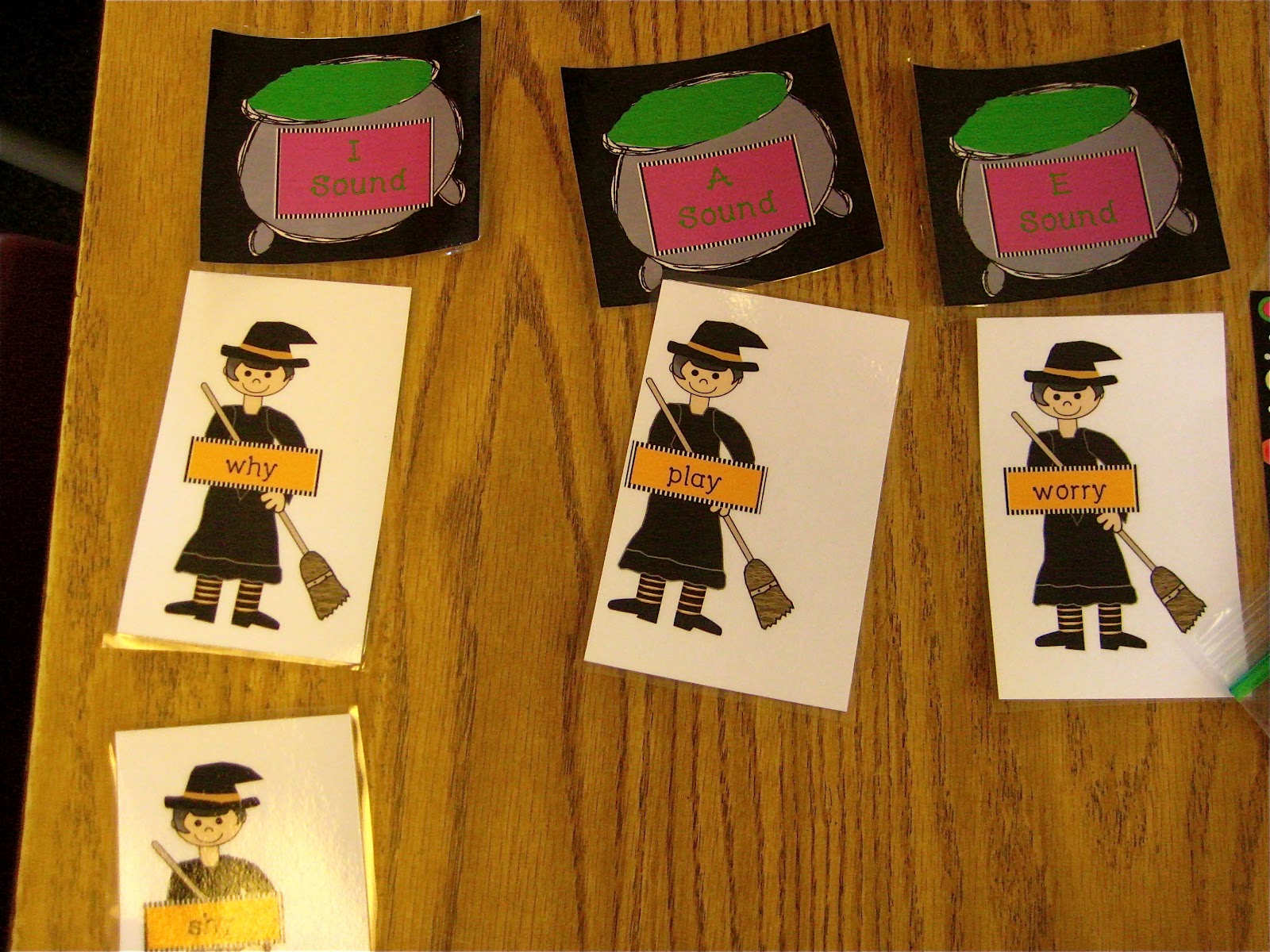 Savvy in Second: Halloween Literacy Centers