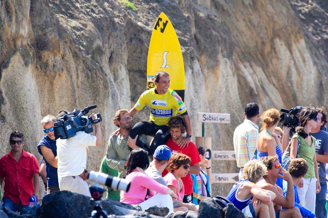 DFA - Desporto e Formação - Açores: EUROSURF 2013: HUGO PINHEIRO E ...