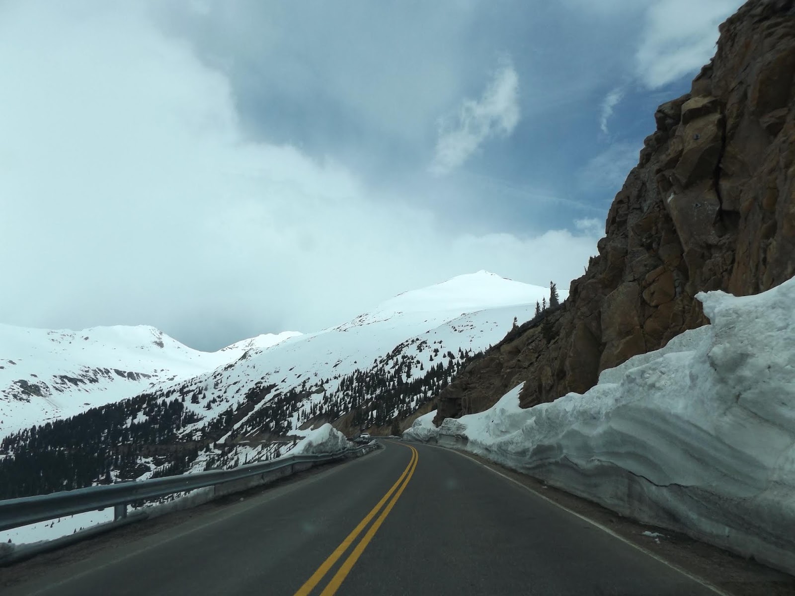 Independence Pass and Colorado State Highway 82