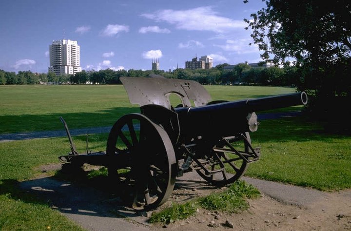 Weapons,9mm,Pistols,Guns,Fights,Defence,Riffles,Artillery,Forces ...