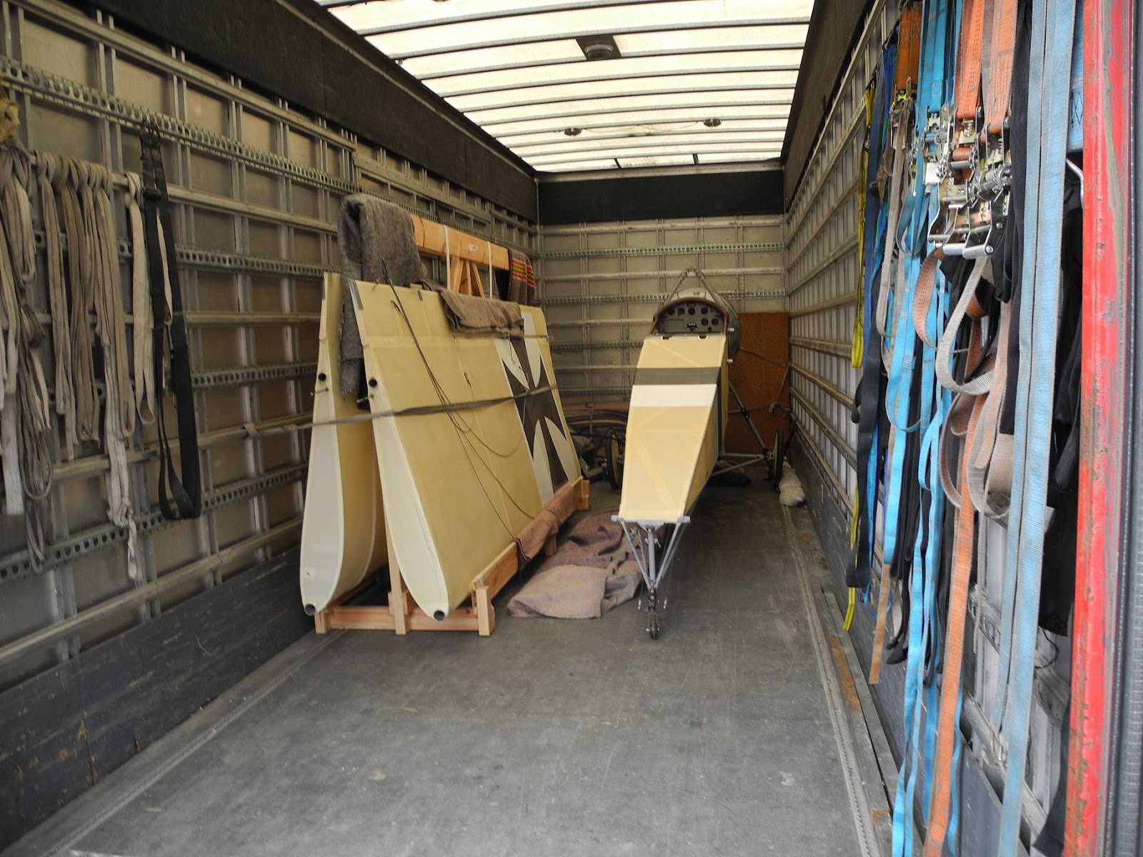 Grass Strip Aviation Ltd: GSAL Kit 105 Returns to Aston Down