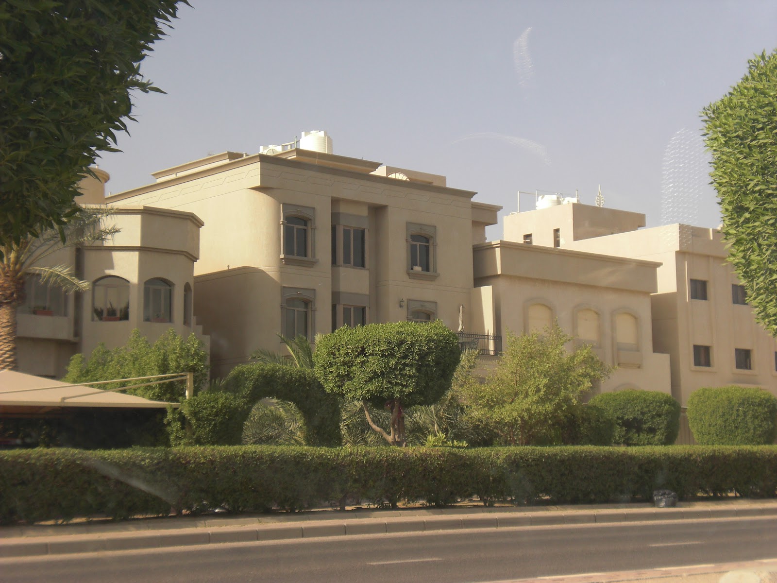 MEXICAN IN KUWAIT: VIVIENDAS EN KUWAIT