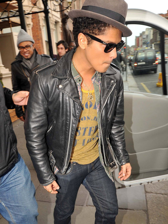 Celebrity Fun World: Bruno Mars Funny