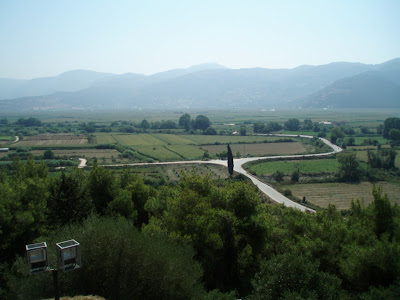 Vuela una lechuza: Fiestón en el Aqueronte...