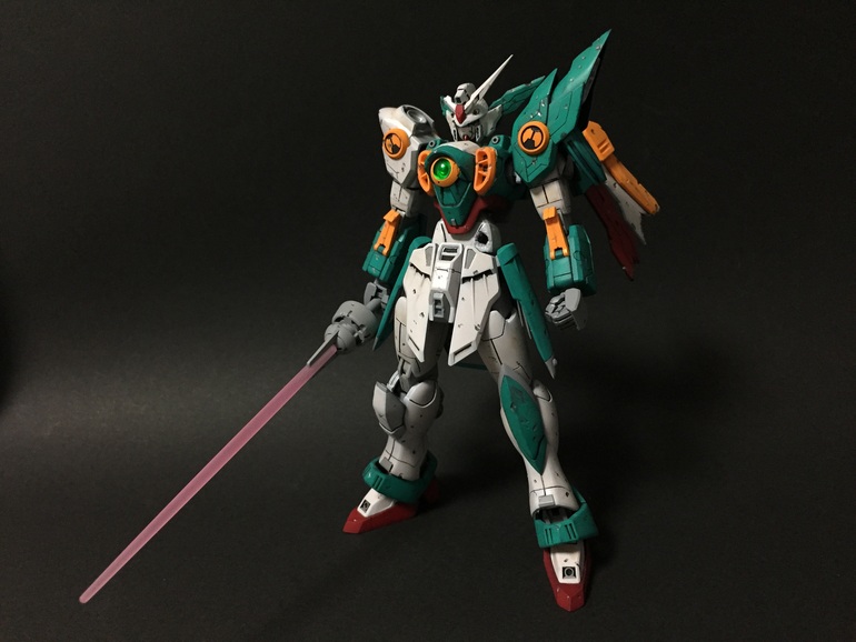 Custom Build: HGBF 1/144 Wing Gundam Fenice "Battle Damage"