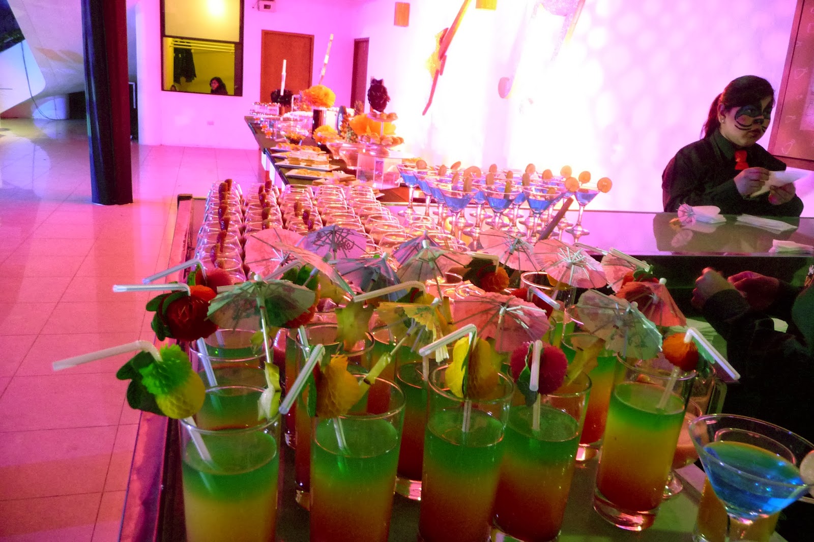 Dacerl Catering-Buffets : TEMÁTICOS 15 AÑOS ROCK