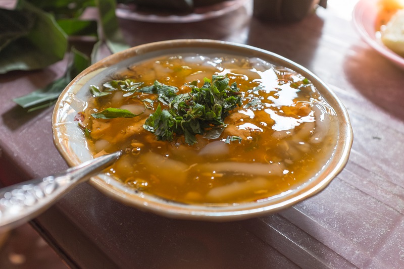 List of dishes to must-try when coming to Hue