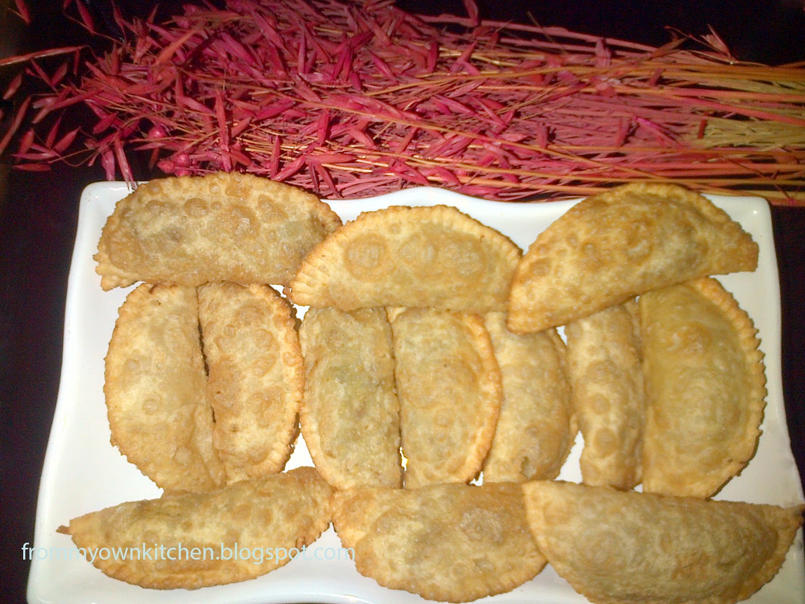 From My Own Kitchen: Irachi (Beef) Ada/Irachi Pathiri
